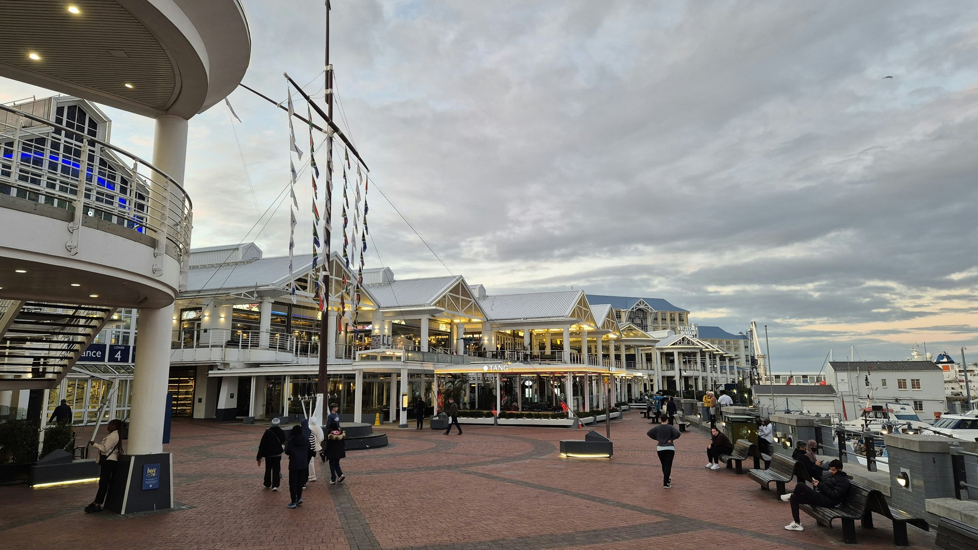 Our Guide to the V&A Waterfront in Cape Town